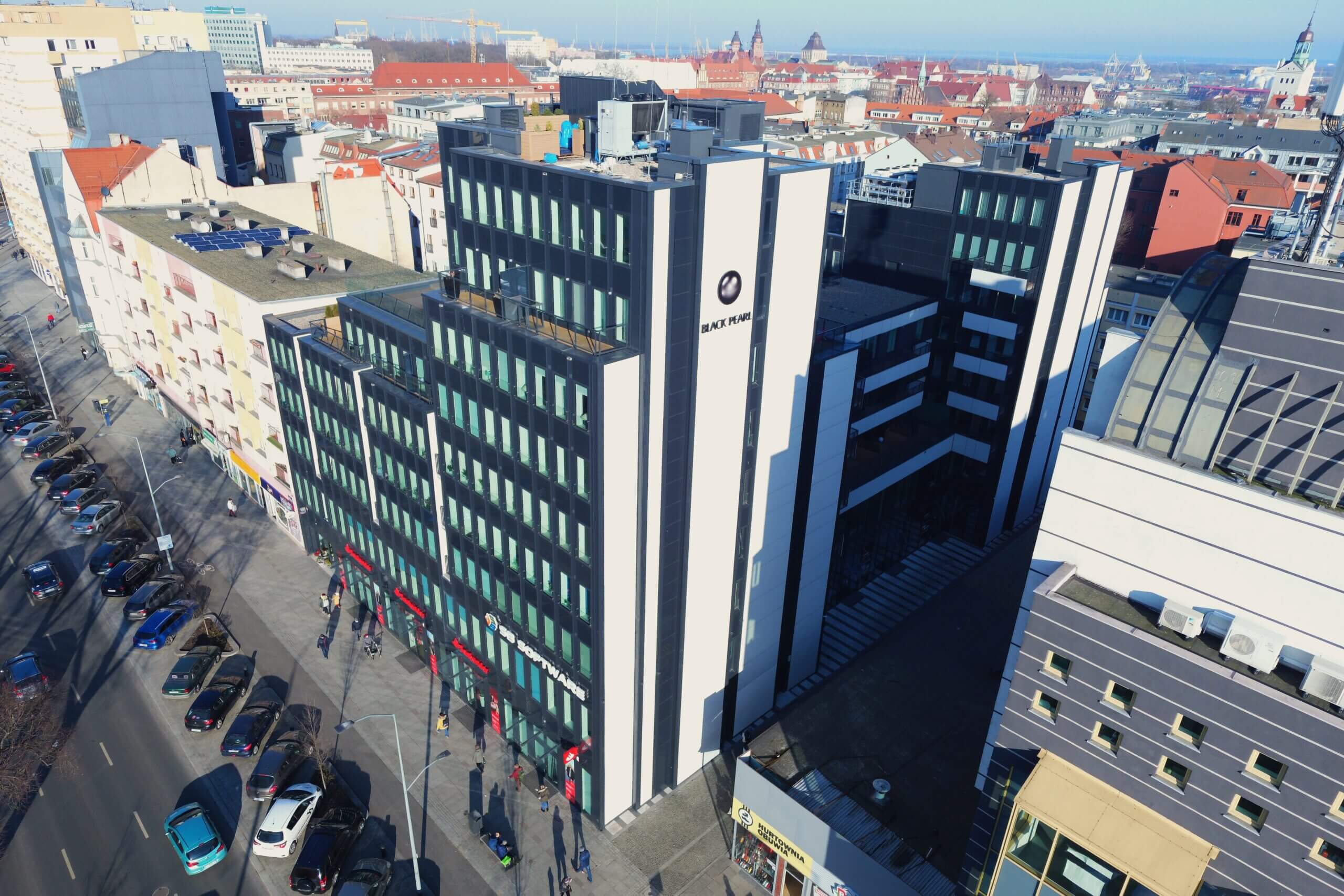Office Building Black Pearl | PM Services Poland Sp. z o. o